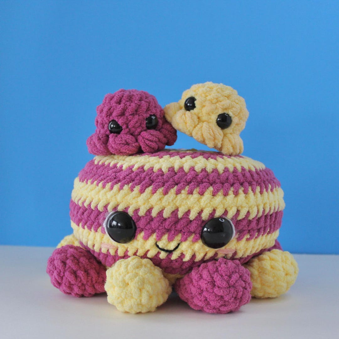 Amigurumi Mama Octopus | Crochet Octopus Stuffed Animal With Baby ...