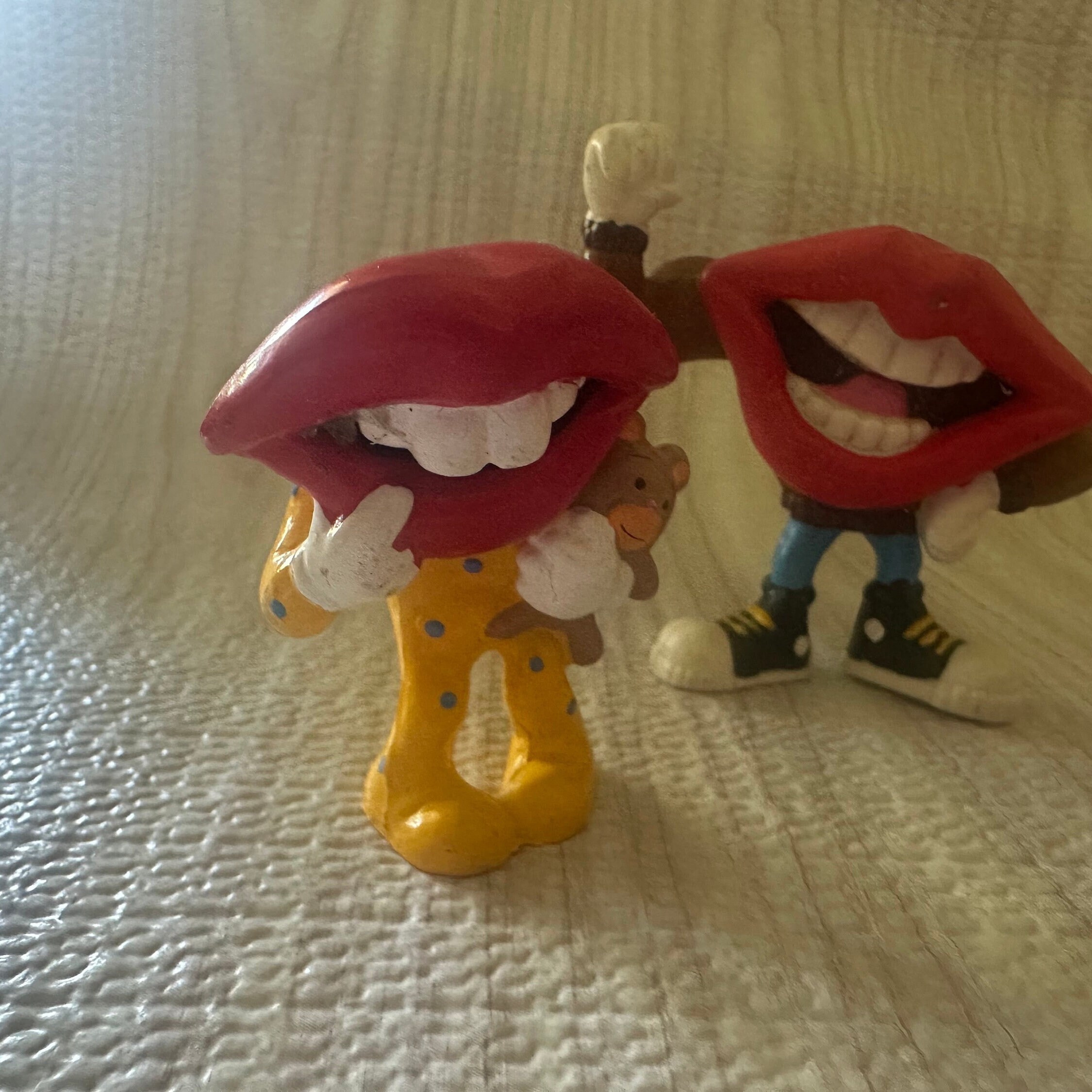 1989 TANG Applause PVC Figurine, BIG Red Lips Vintage Toy - Etsy