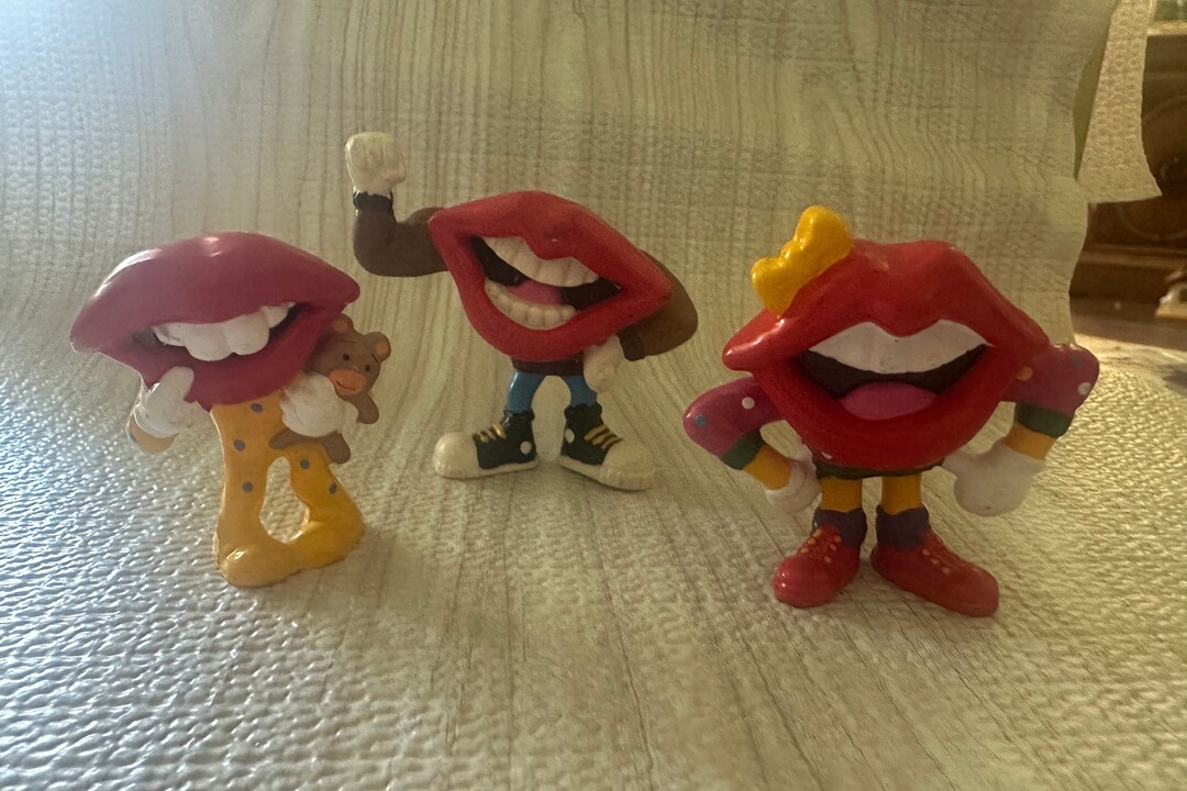 1989 TANG Applause PVC Figurine, BIG Red Lips Vintage Toy - Etsy