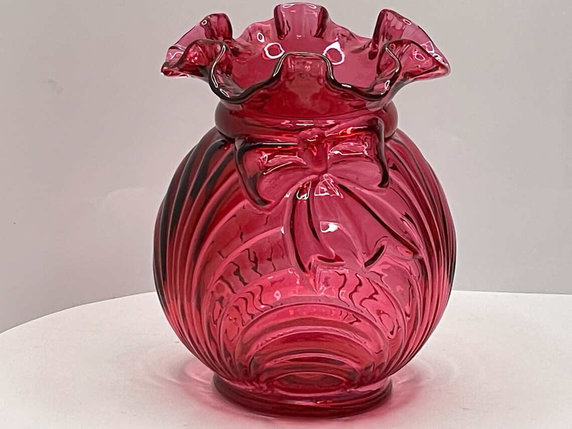 Fenton Country Cranberry Red Caprice Bow Drape Vase Crimp Top Edge - Etsy