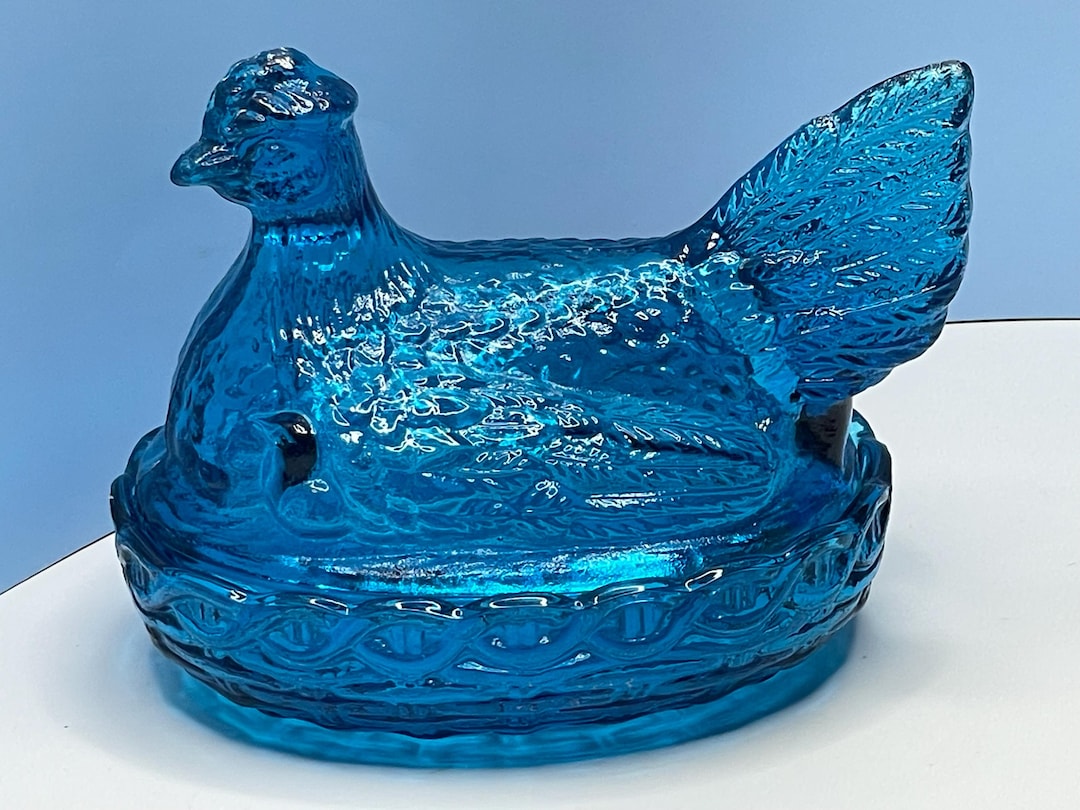 L. E. Smith Teal Blue Glass Hen on a Nest Covered Dish. - Etsy