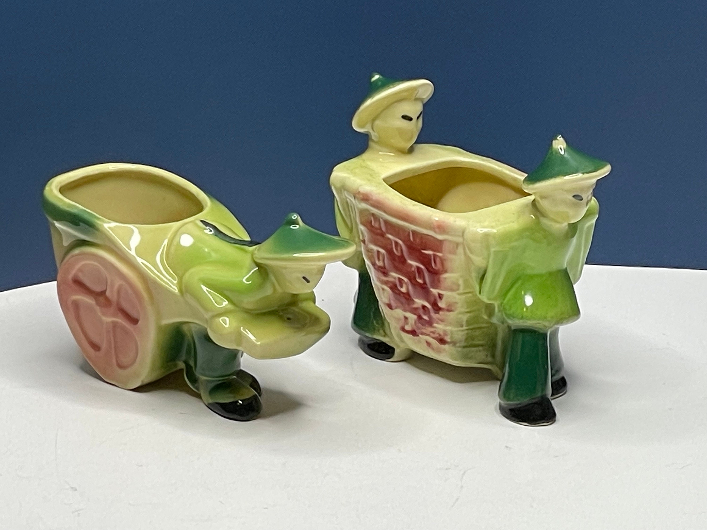 Shawnee USA. Men Carrying a Basket Planter & Man With Cart Planter - Etsy
