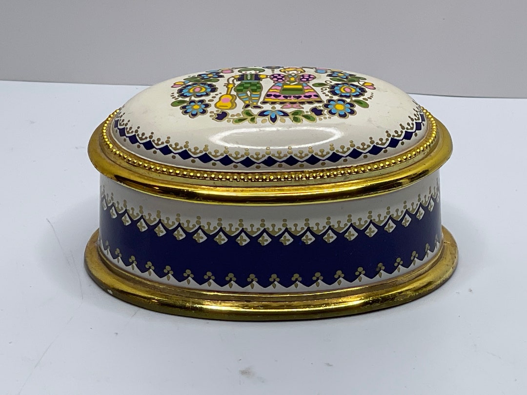 Sankyo Japan Rare Oval Floral Design Musical Trinket Box Gold Tone Hand ...