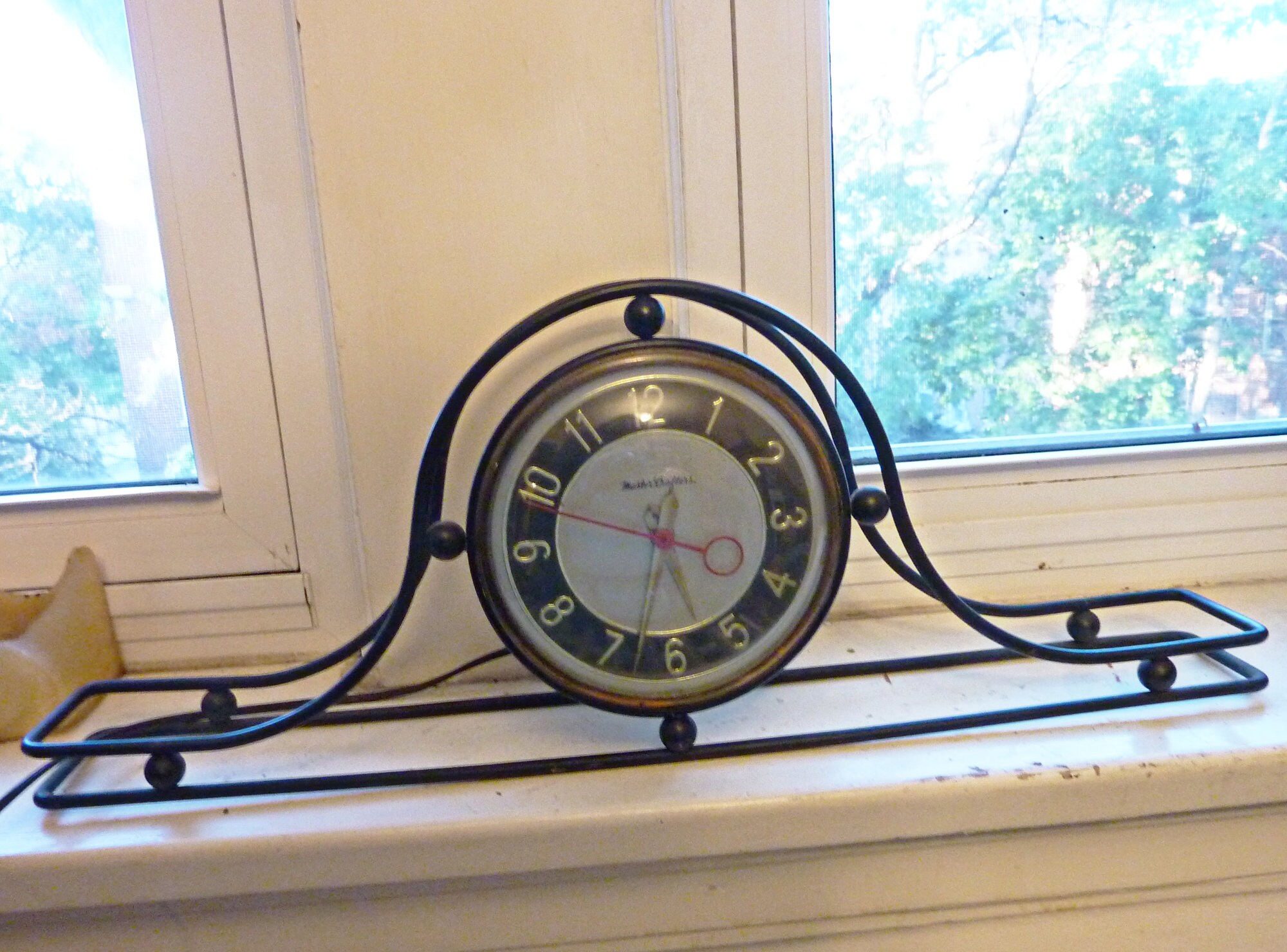 Mid Century Modern Mastercrafters Metal Skeleton Mantel Clock in Black ...
