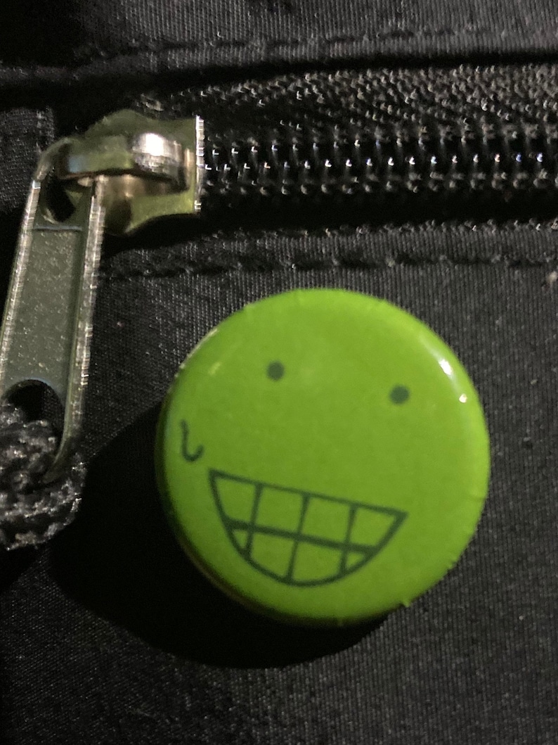 SIZE CHANGE Liam HFJONE Backpack Pin Object Show - Etsy