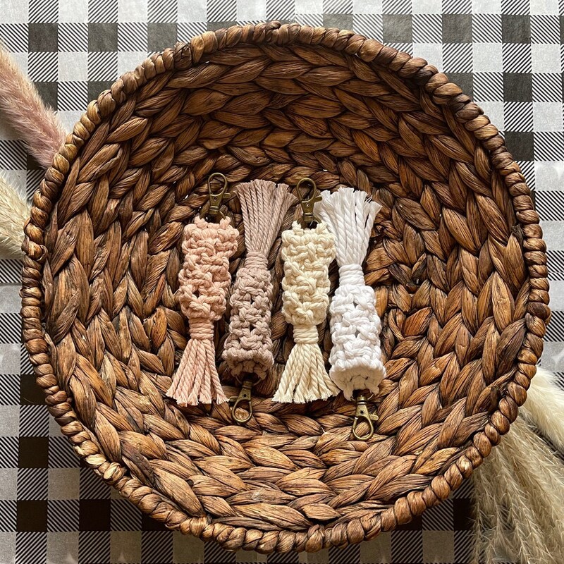Macrame Key Holder - Etsy