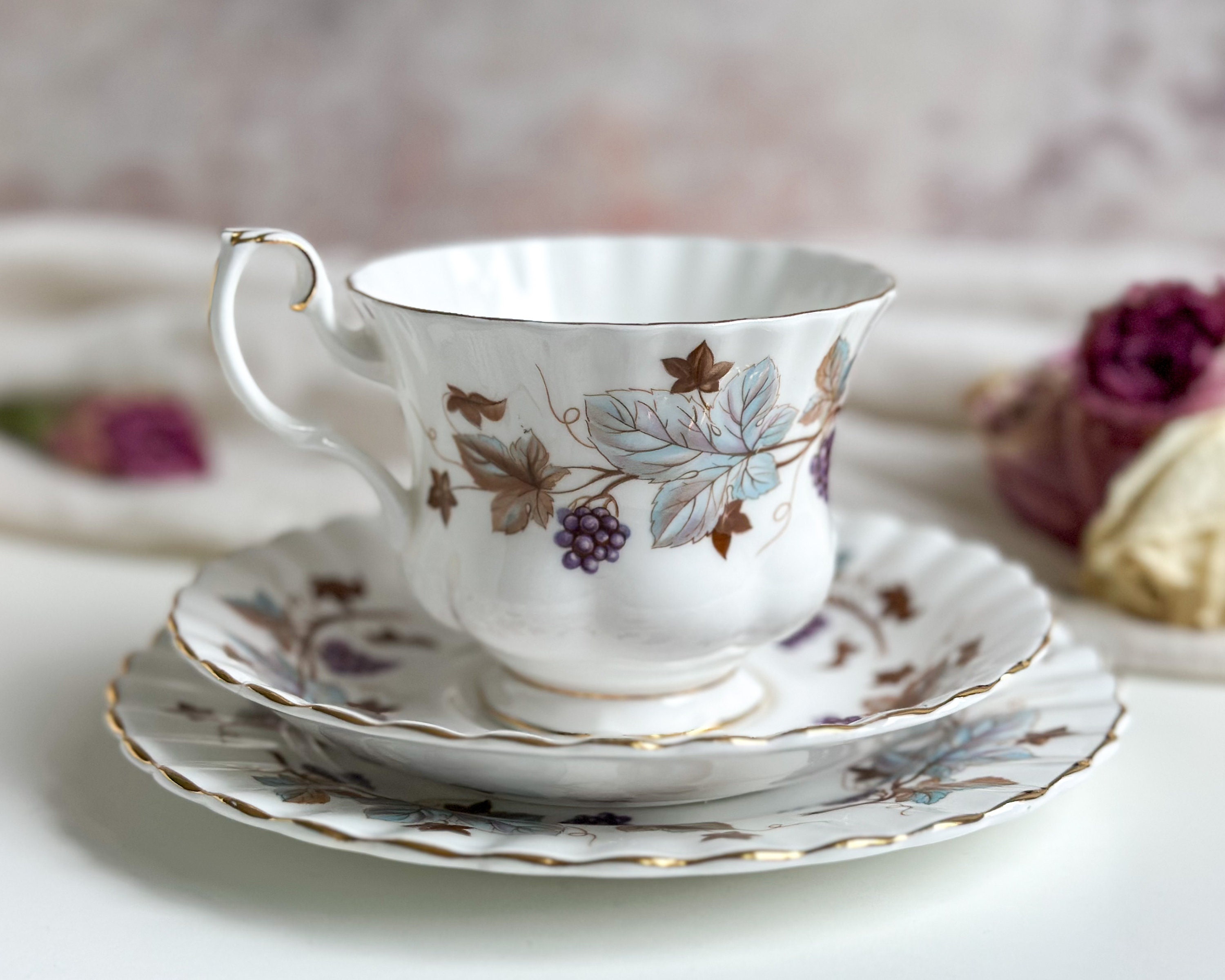 Royal Albert Lorraine Tea Set, Tea Cups and Saucers, Milk Jug and Sugar ...