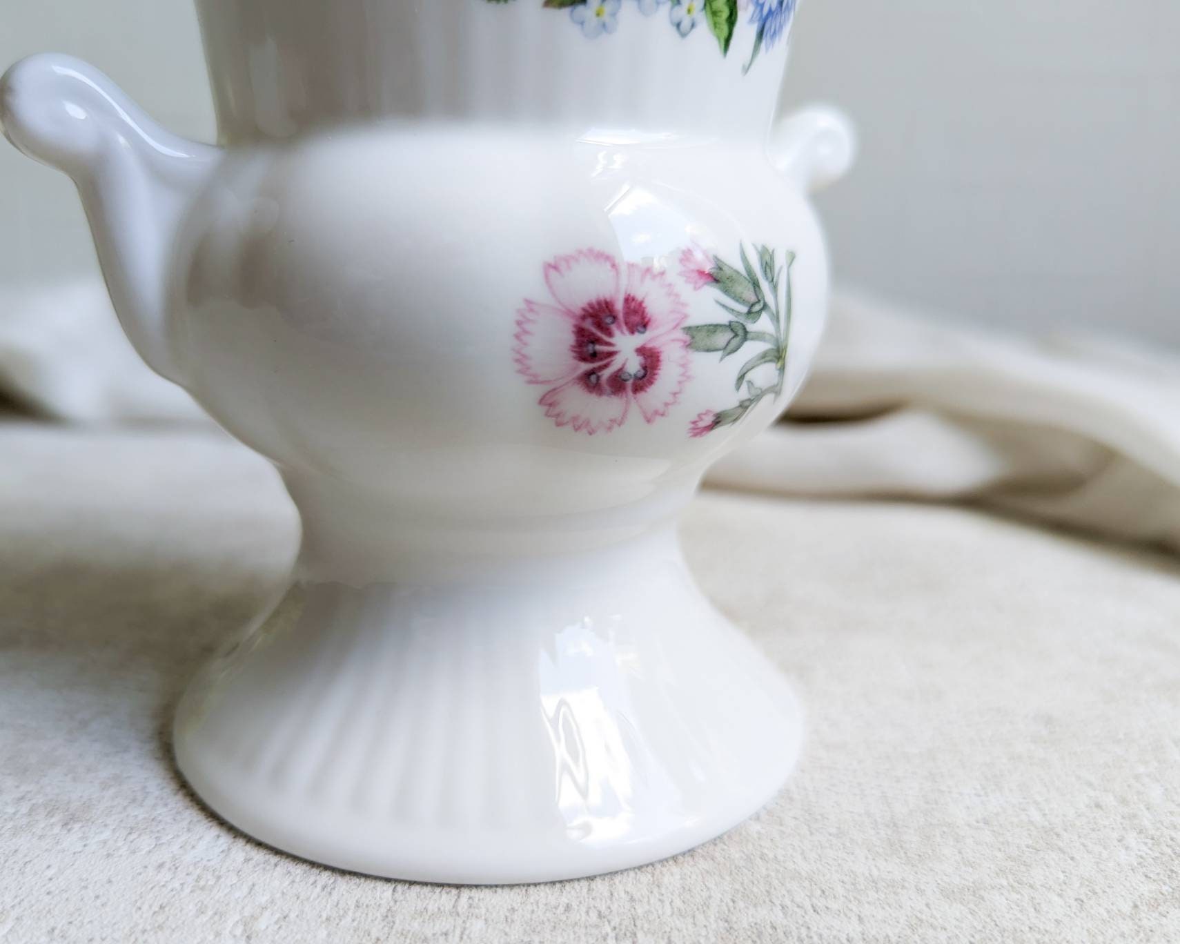 Vintage Aynsley Vase, Vintage Wild Tudor Vase, English Garden Flowers ...