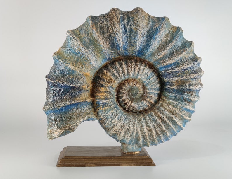 Sea Shell Statue Large Conch Sculpture Lake House Decor - Etsy