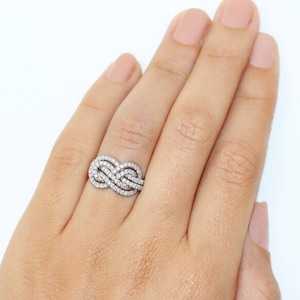 Double Infinity Knot Ring, Round Moissanite Diamond Infinity Ring ...