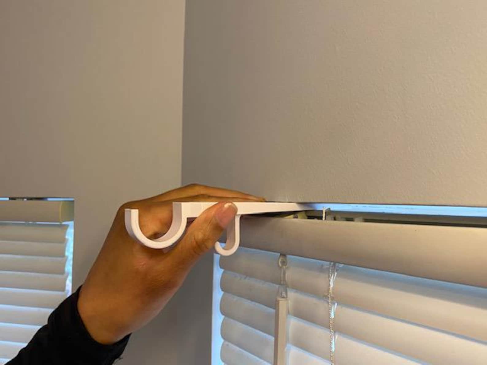 The Curtain Shim - Makes Hanging Curtains Easy! No-drill, No-damage ...