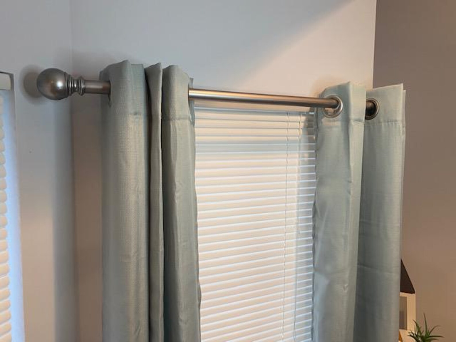 The Curtain Shim - Makes Hanging Curtains Easy! No-drill, No-damage ...