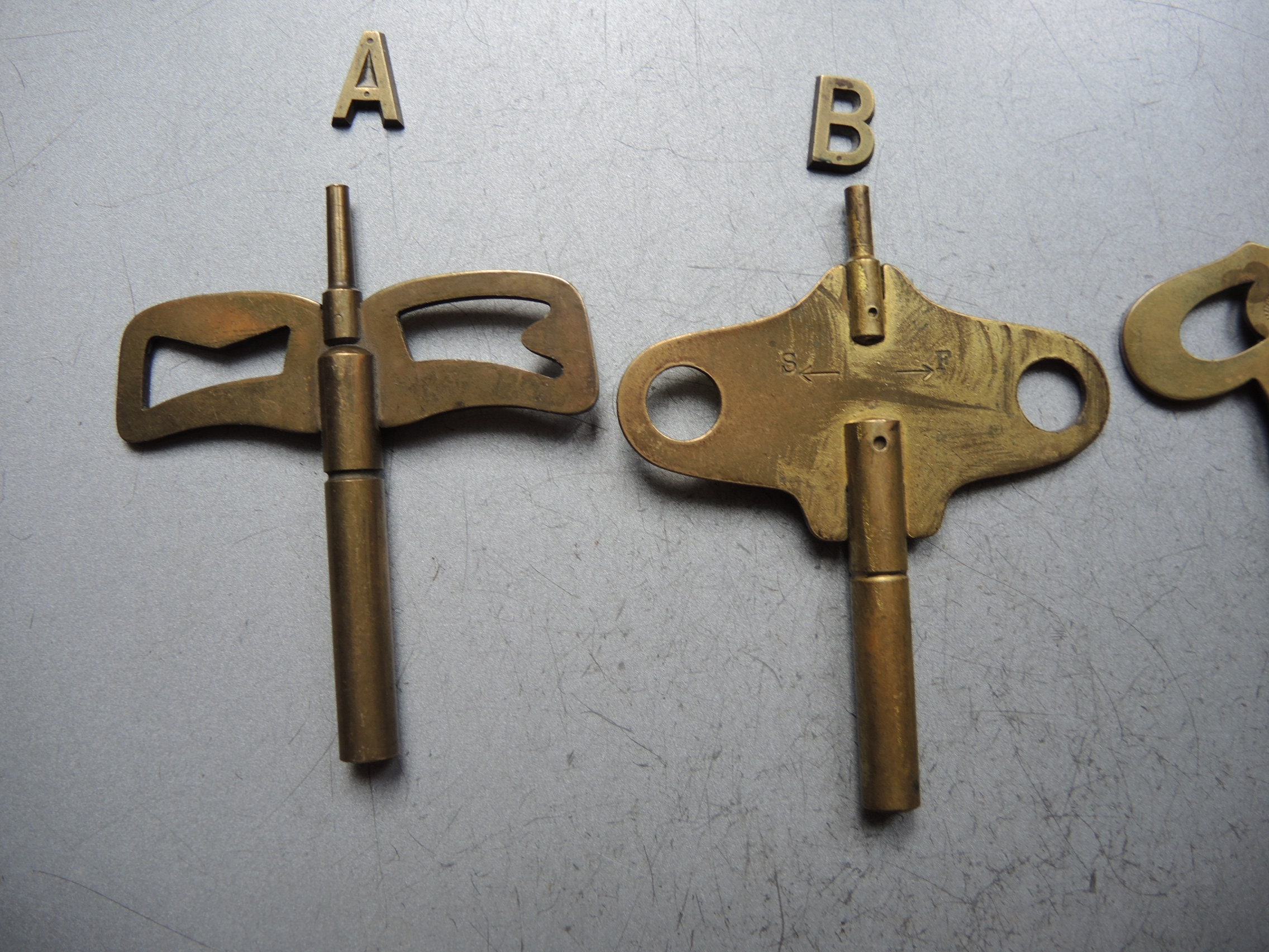 ONE Antique Solid Brass Metal Wind up Key for Clock / - Etsy