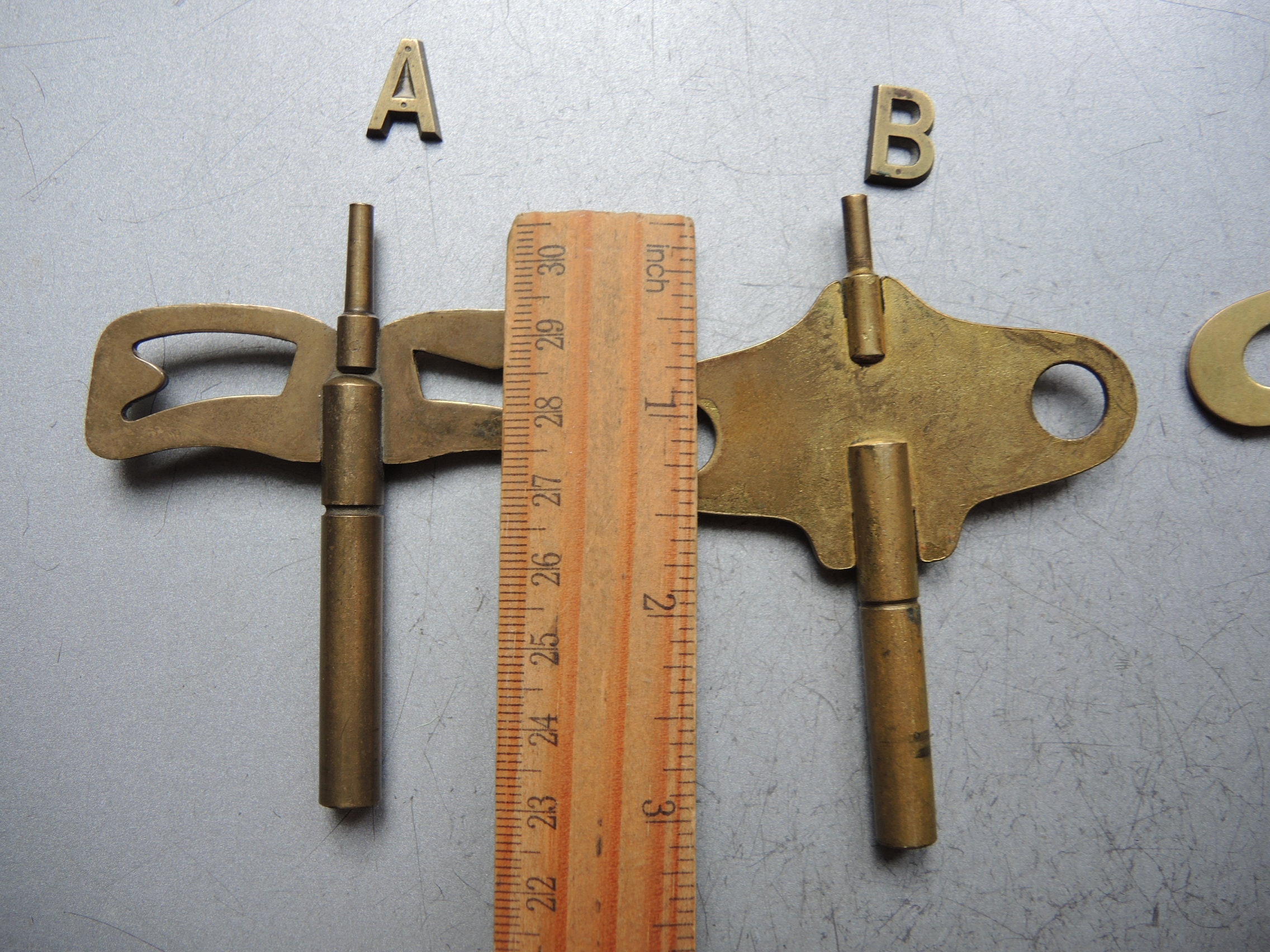 ONE Antique Solid Brass Metal Wind up Key for Clock / - Etsy