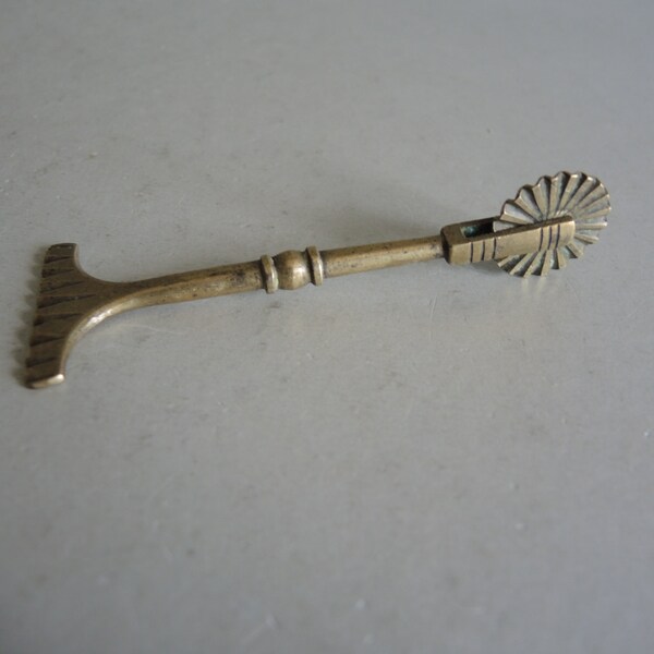 Pie Crimper - Etsy