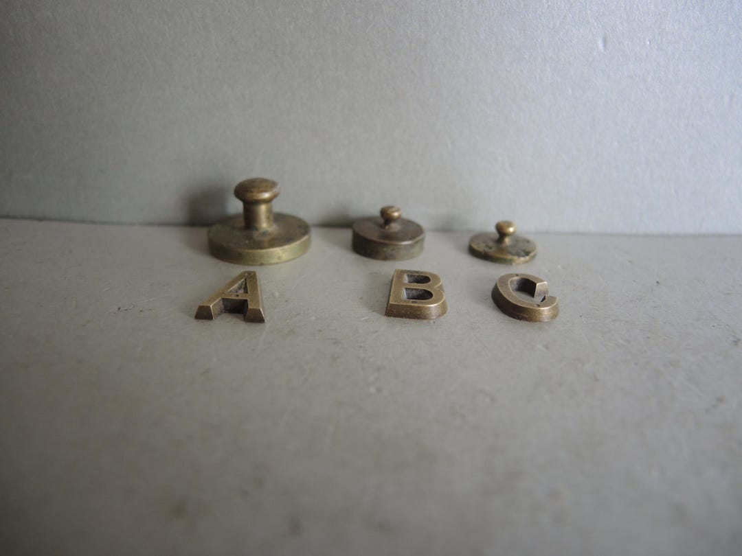 ONE ANTIQUE Solid Brass Weight for Scale / 10 or 5 or 2 Grams Scale ...