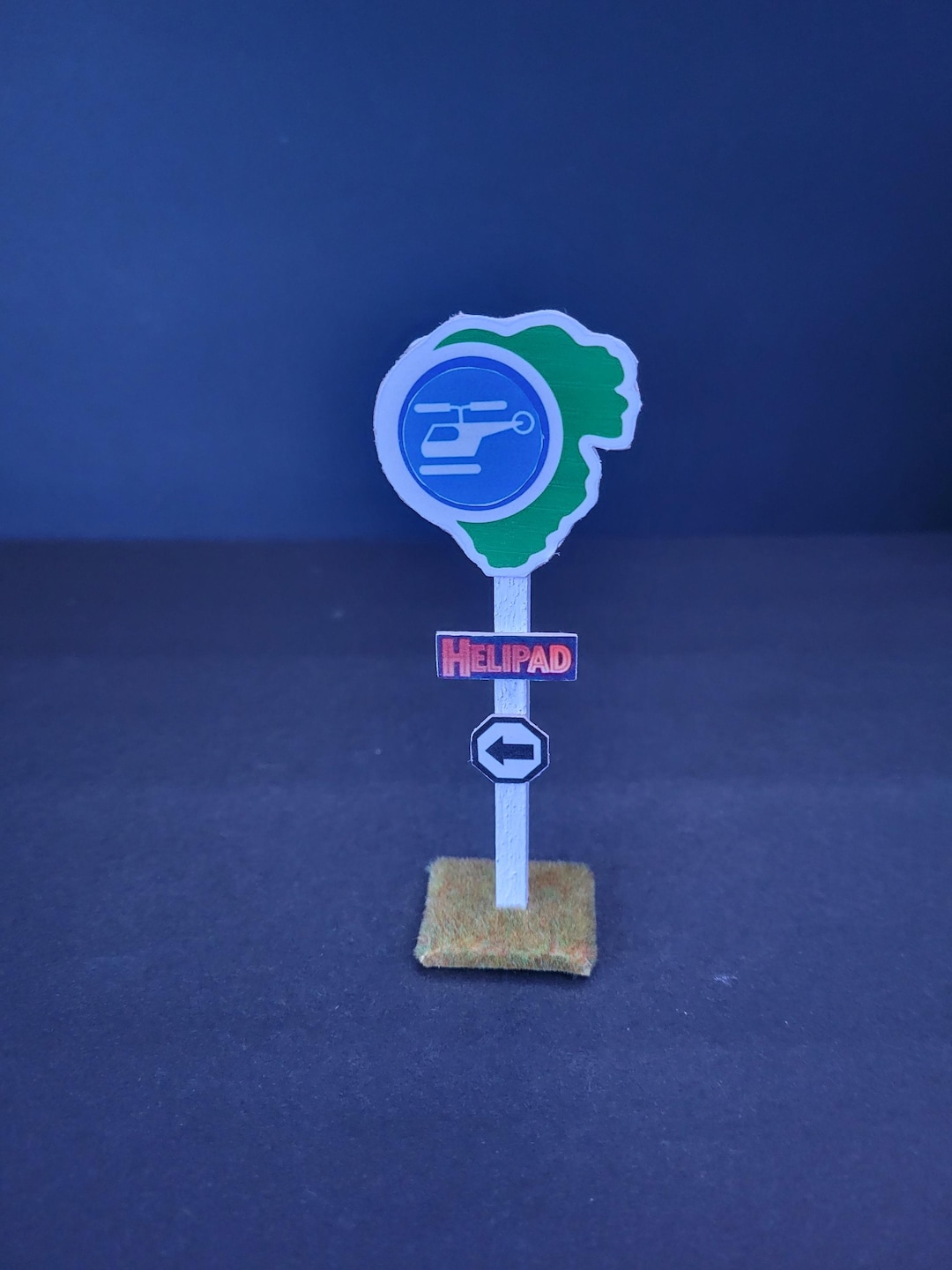 Helipad Sign - Etsy