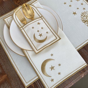 Elegant Arabic Embroidery for Iftar and Suhoor Gatherings, Unique ...