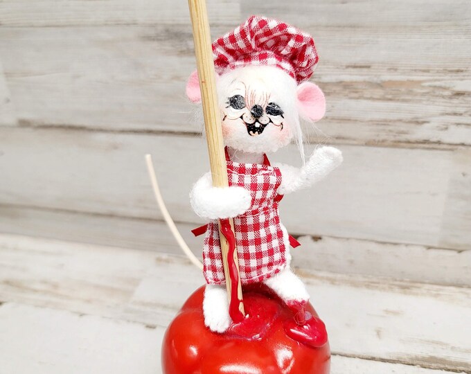 Mouse Annalee on Apple Doll/retro Annalee/doll Collection/hand - Etsy