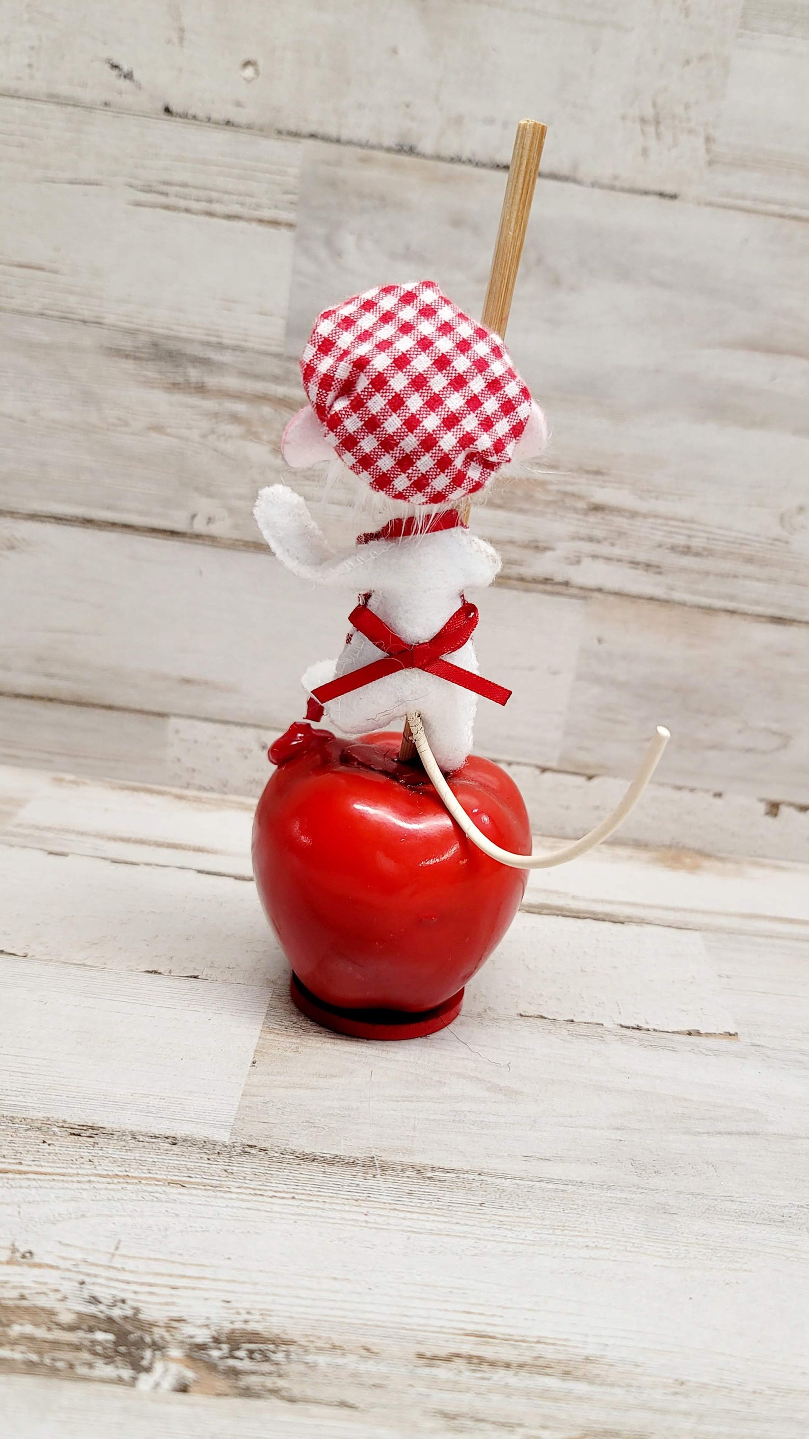 Mouse Annalee on Apple Doll/retro Annalee/doll Collection/hand - Etsy