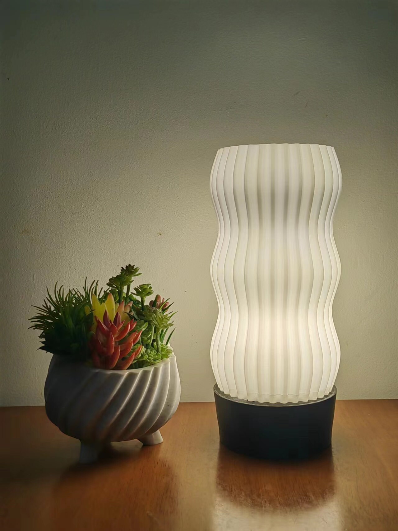 Wavy X AMBER Table Lamp_3d Printed With 99% Recycled Plastic LED Lamp ...