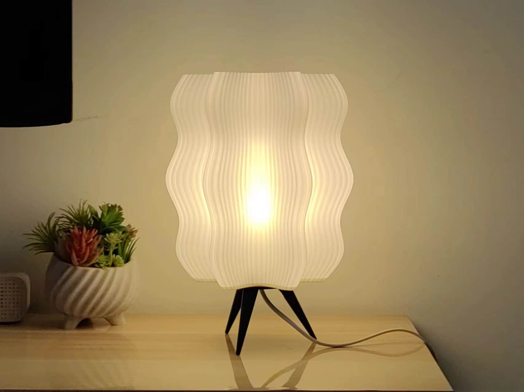 Wavy Lamp Retor Amber 3D Printed Lamp, Funky Lamp, Sculptural Lamp ...