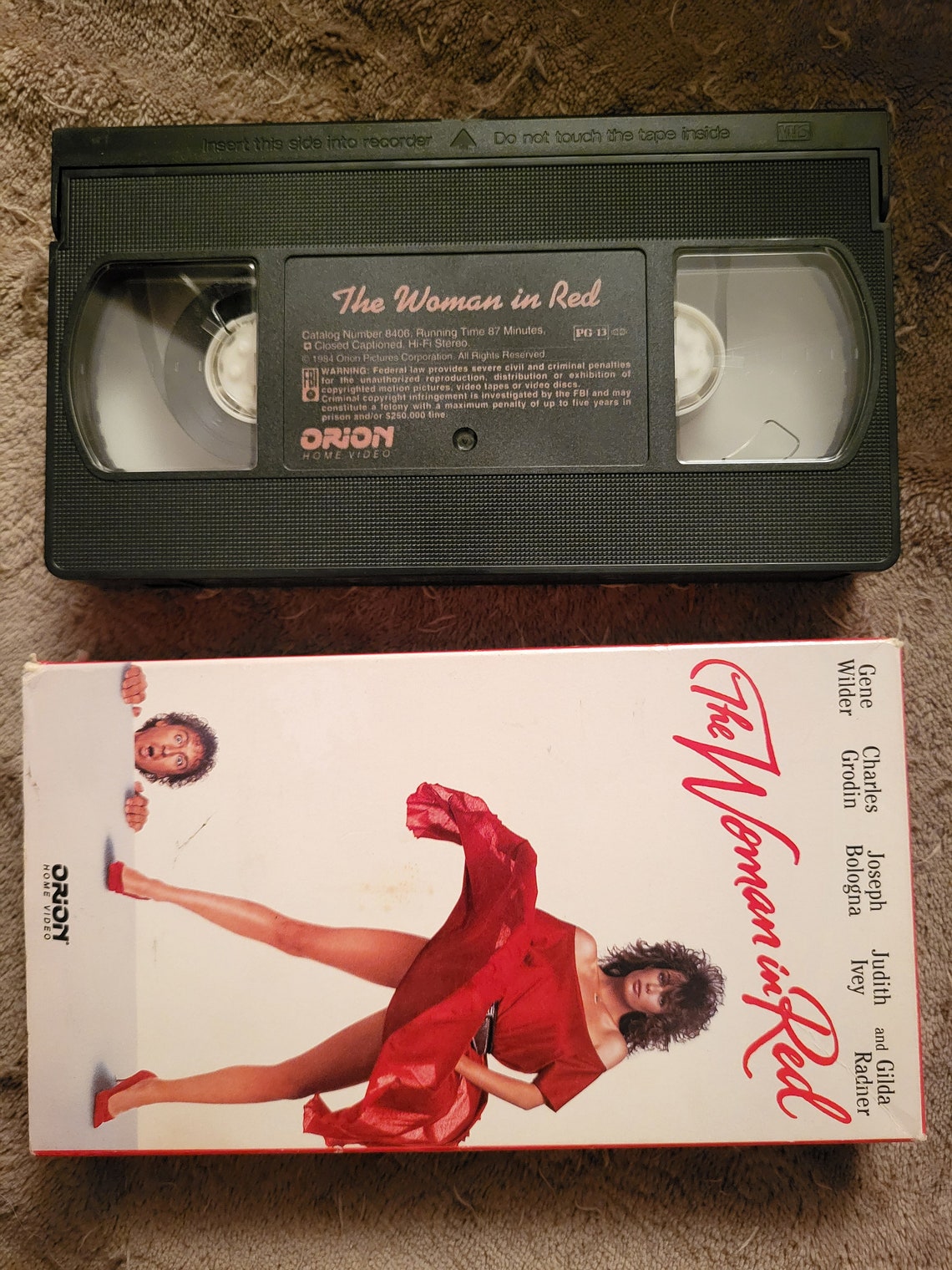 The Woman in Red VHS - Kelly Le Brock - Debut Movie. With Gene Wilder N ...