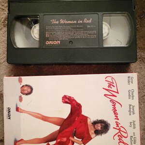 The Woman in Red VHS - Kelly Le Brock - Debut Movie. With Gene Wilder N ...