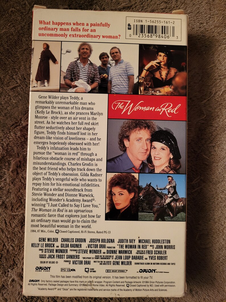 The Woman in Red VHS - Kelly Le Brock - Debut Movie. With Gene Wilder N ...