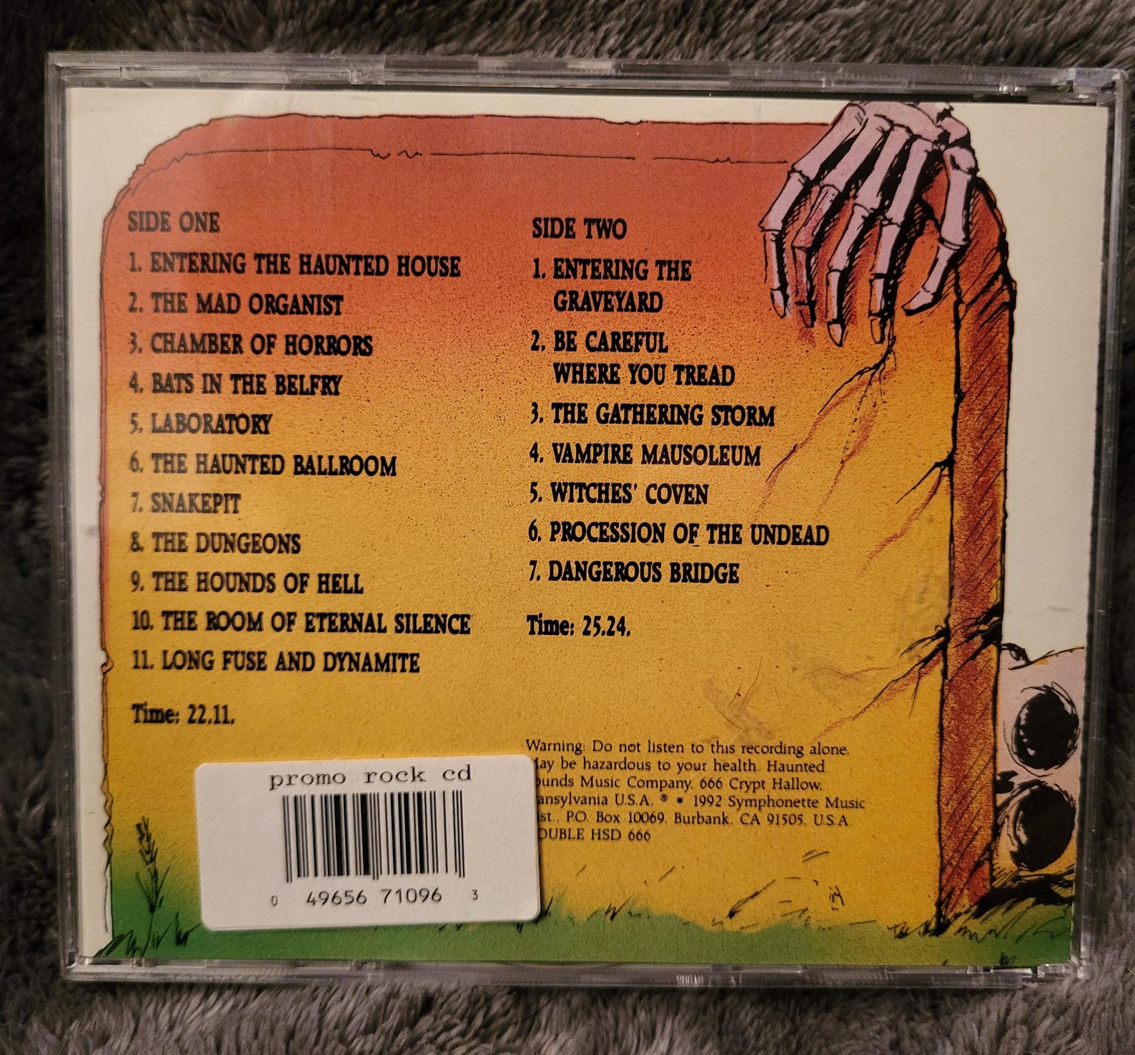 A Night in A Haunted House / A Night in A Graveyard CD - Spinetingling ...