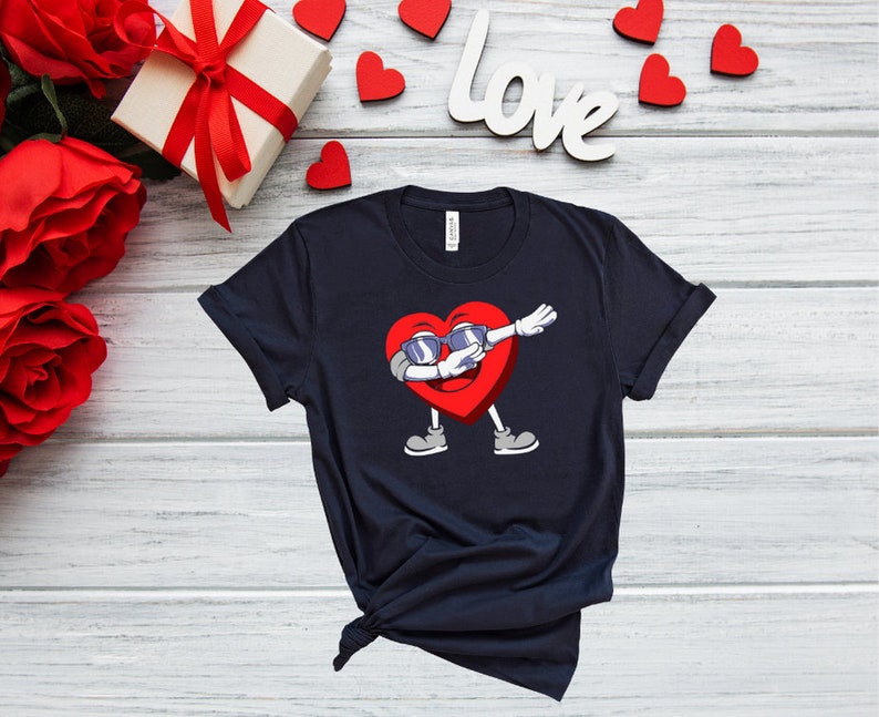 Smiley Cute Heart Dabbing Valentine Png, Valentine's Day Gift Png ...