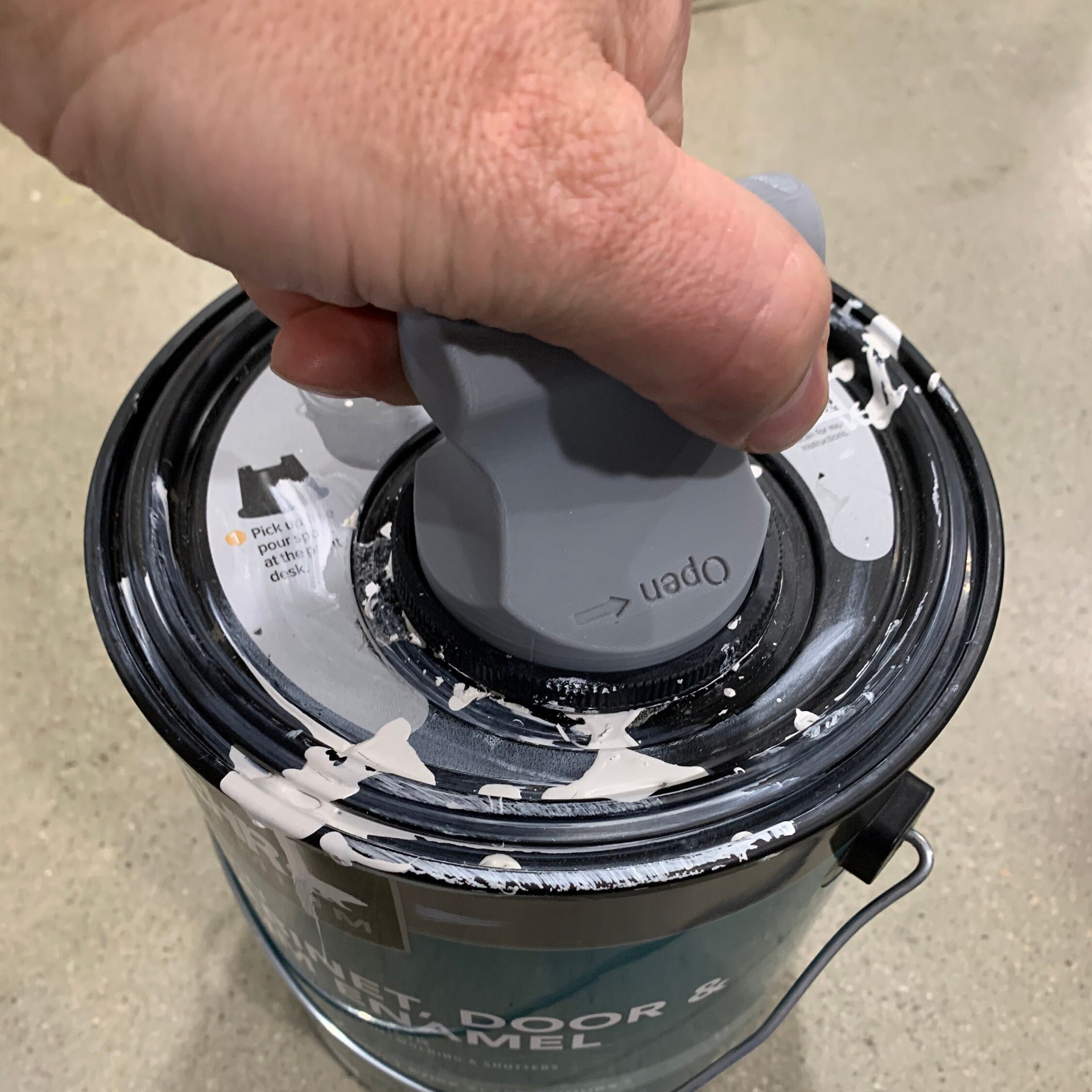 BEHR Simple Pour Paint Lid Easy Ergonomic Opener - Etsy
