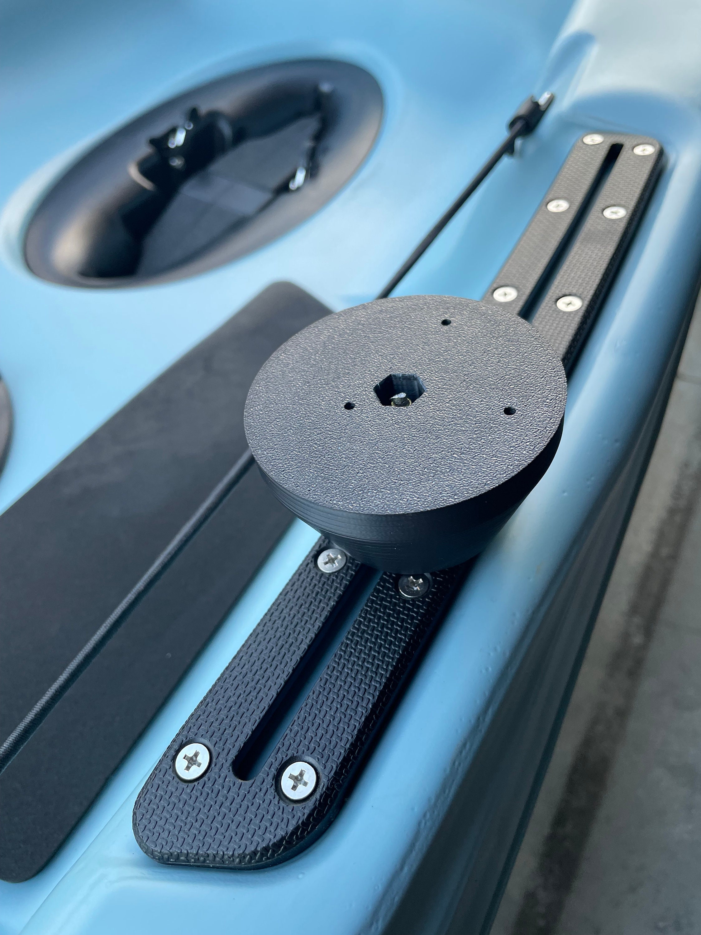 Garmin Fishfinder Rail Mount for Kayaks and Boats ECHOMAP Series Plus ...