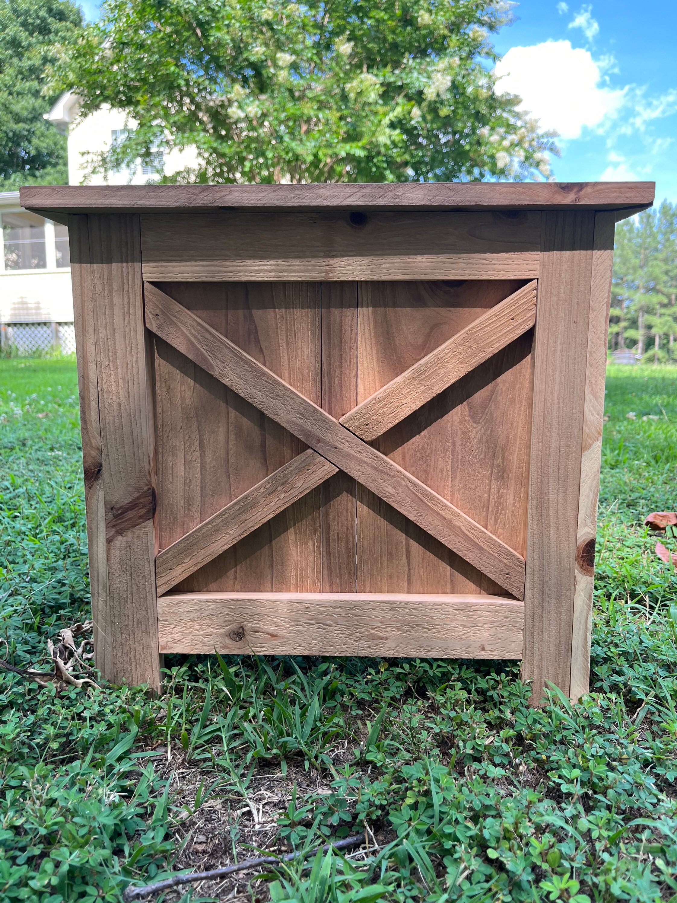 16 Cedar Farmhouse X Planter - Etsy