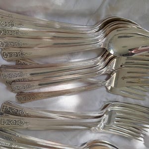 Vintage Set of 6 People Dinning Tudor Plate - 1939 Flowers Silver ...