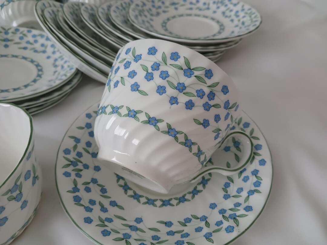 6 Aynsley Forget Me Not Tea Cups and Saucer - Etsy