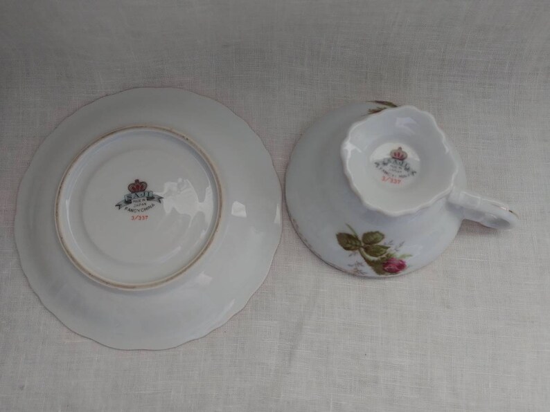 Vintage Saji Made in Japan Fancy China Teacup and Saucer Roses With ...