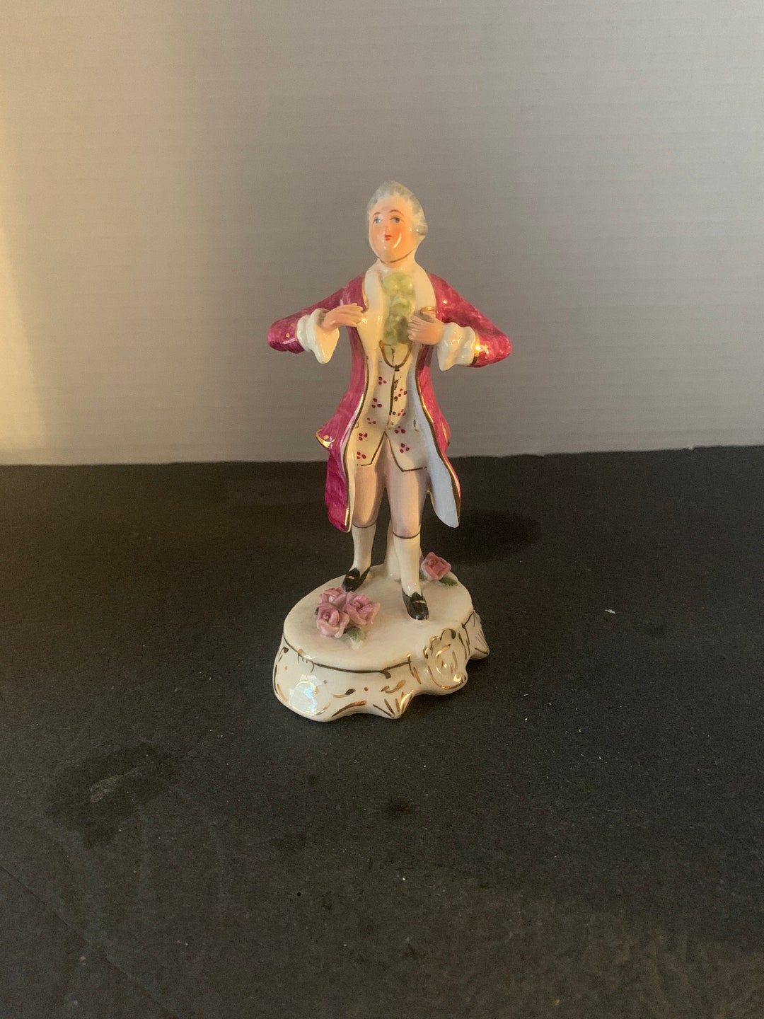 Coventry Porcelain Francois Figurine 5067 A - Etsy