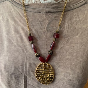 Gold Tone, Maroon, Beaded Pendant Necklace - Etsy