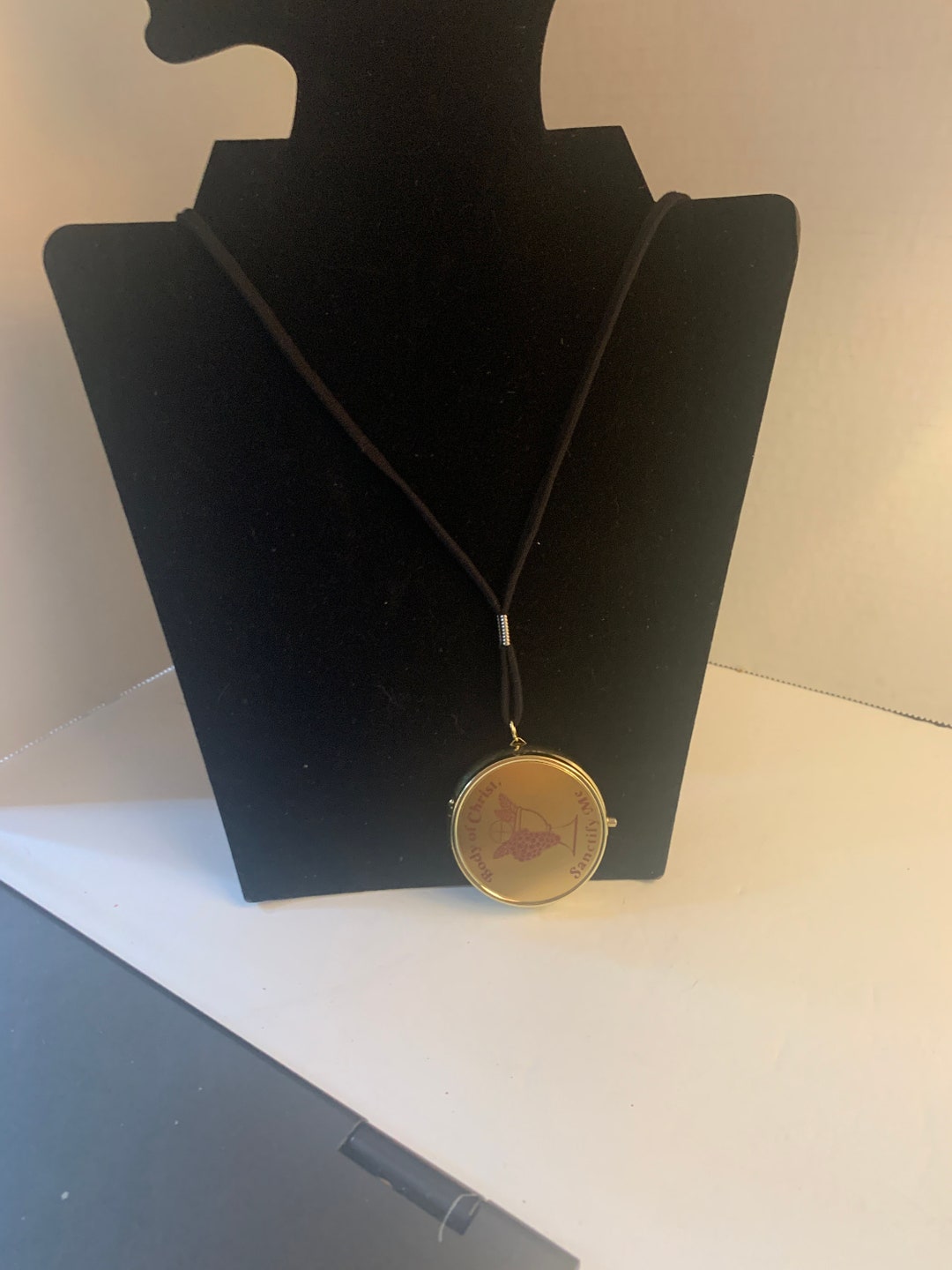 Religious Body of Christ Sanctify Me Goldtone Pendant - Etsy