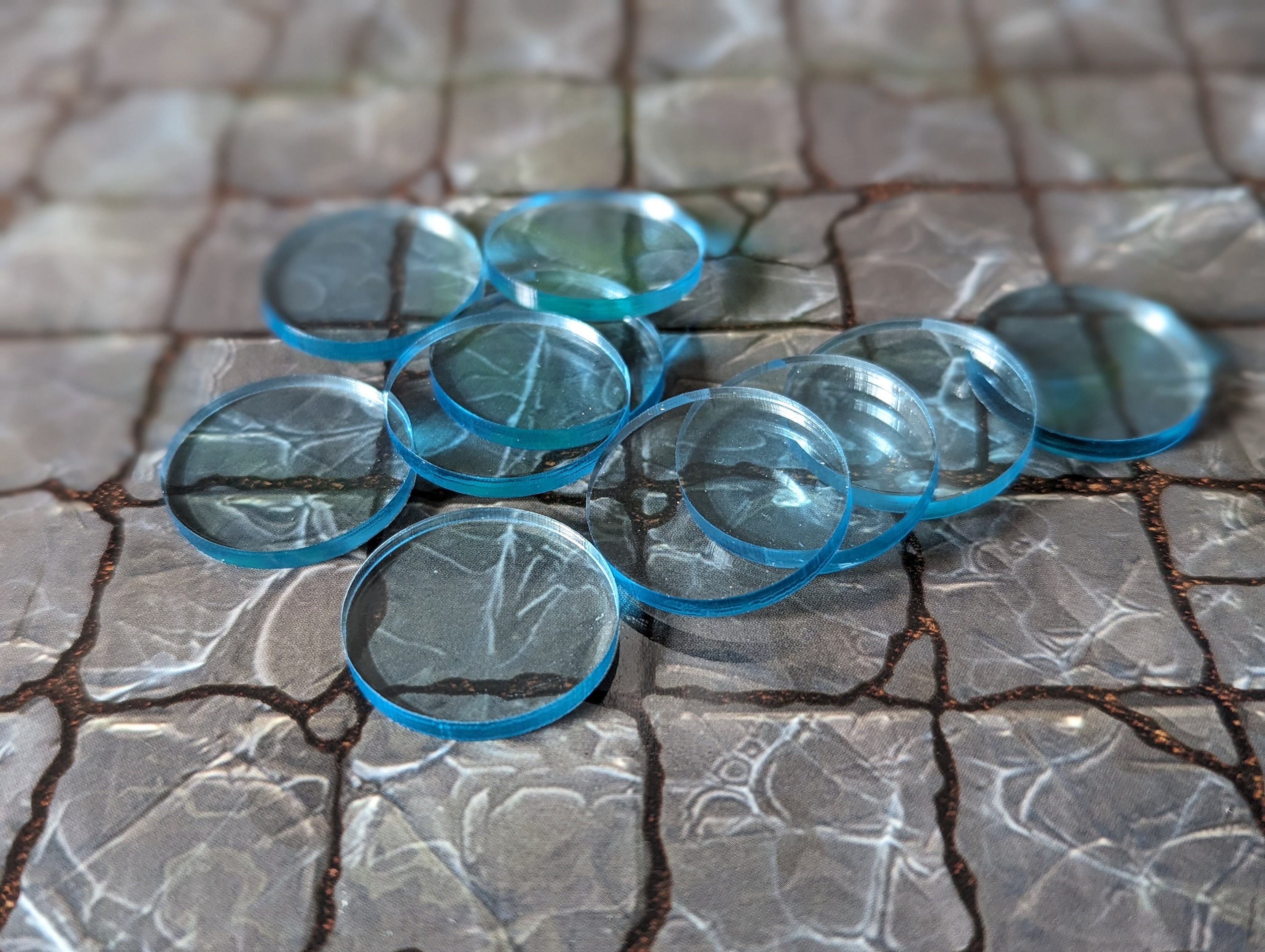 Clear Acrylic Bases / Dry Erase Tokens Dungeons and Dragons Tokens ...