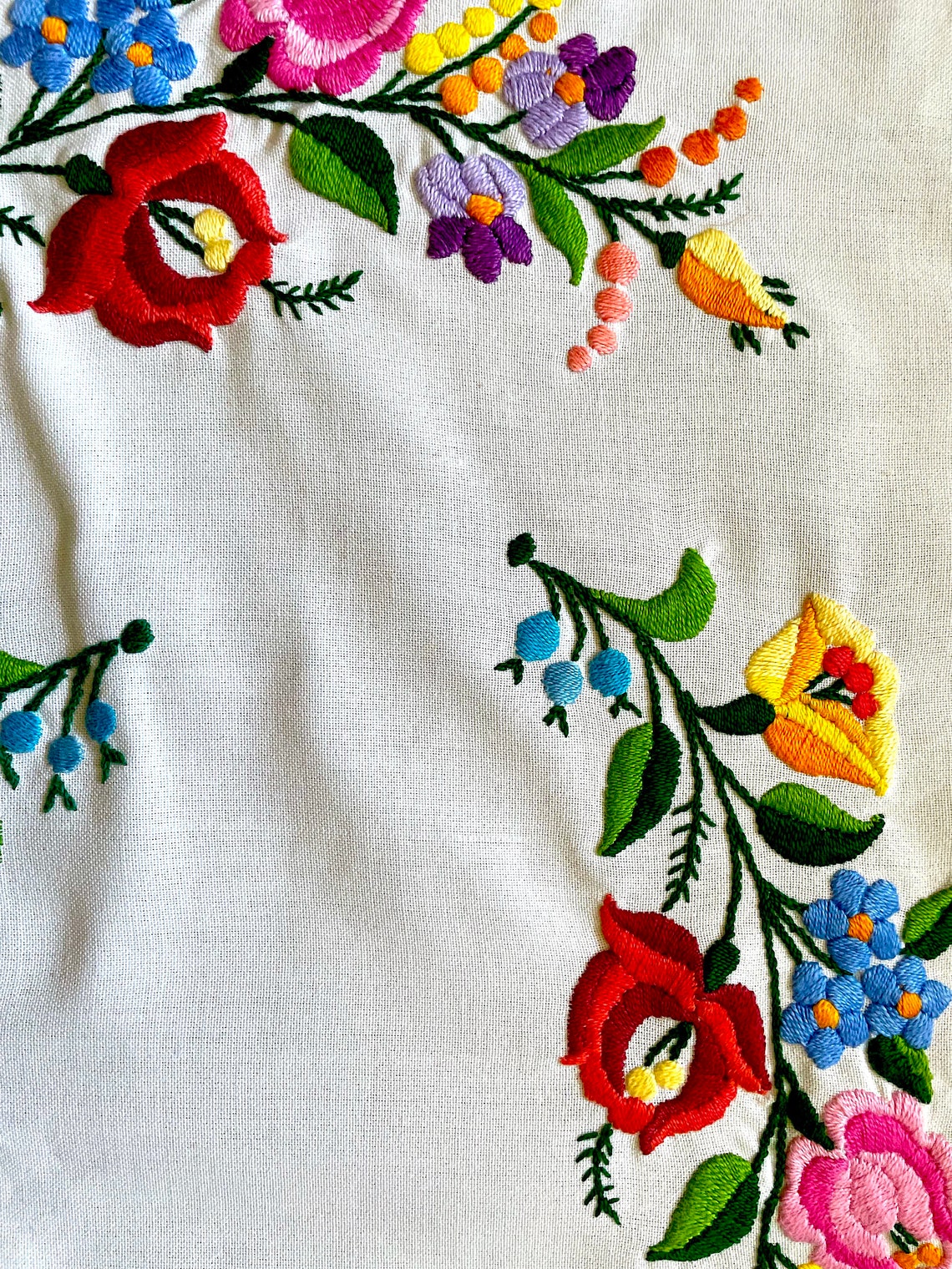 Handmade Embroidery Vintage Table Runner Hand Embroidered Hungarian ...