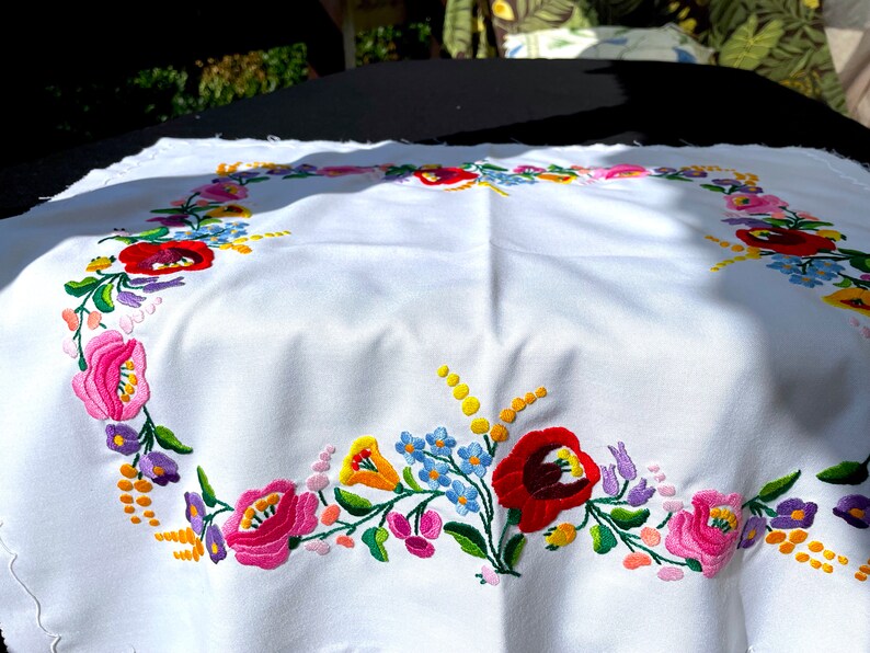 Hand EMBROIDERED Square Tablecloth With Authentic HUNGARIAN Handmade ...