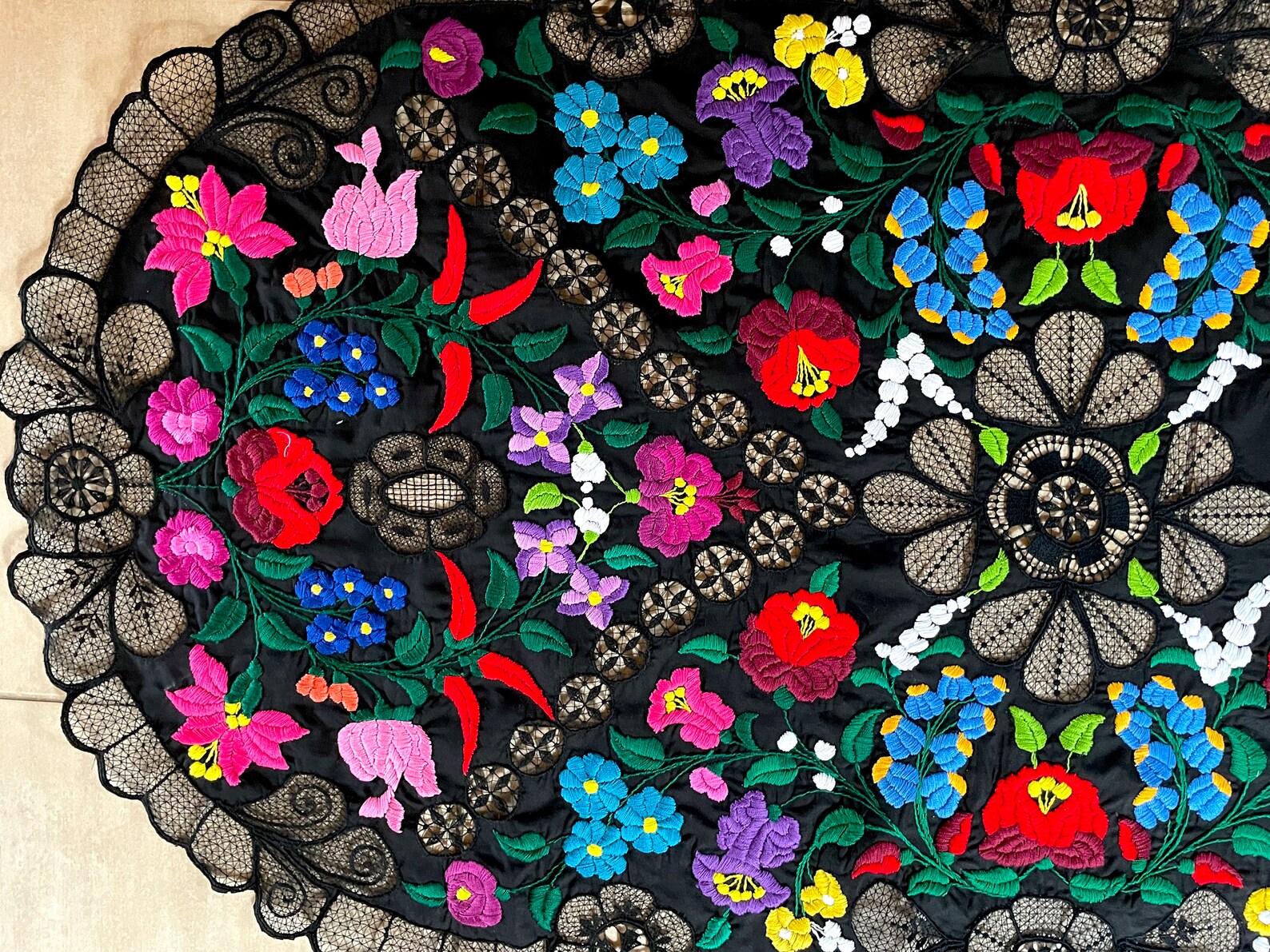 Red and Black Hand Embroidered Traditional HUNGARIAN Table Runner ...