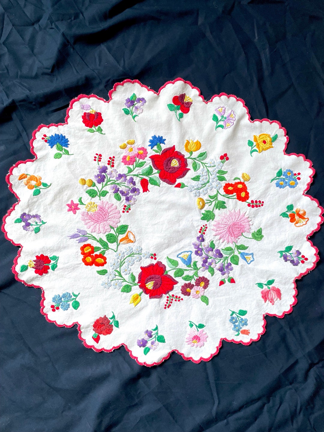Hand EMBROIDERED Traditional Hungarian TABLECLOTH Handmade Kalocsa ...