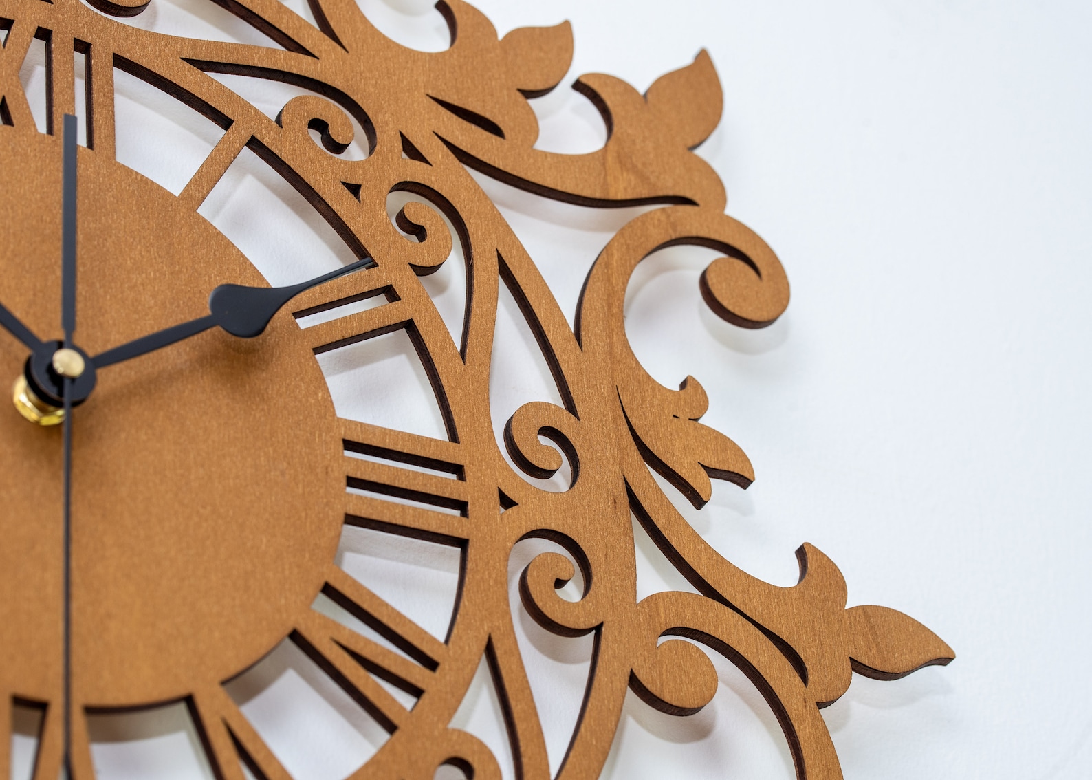 Vintage Wall Clock, VICTORIAN Design, Wooden Clock for Bedroom, Living ...