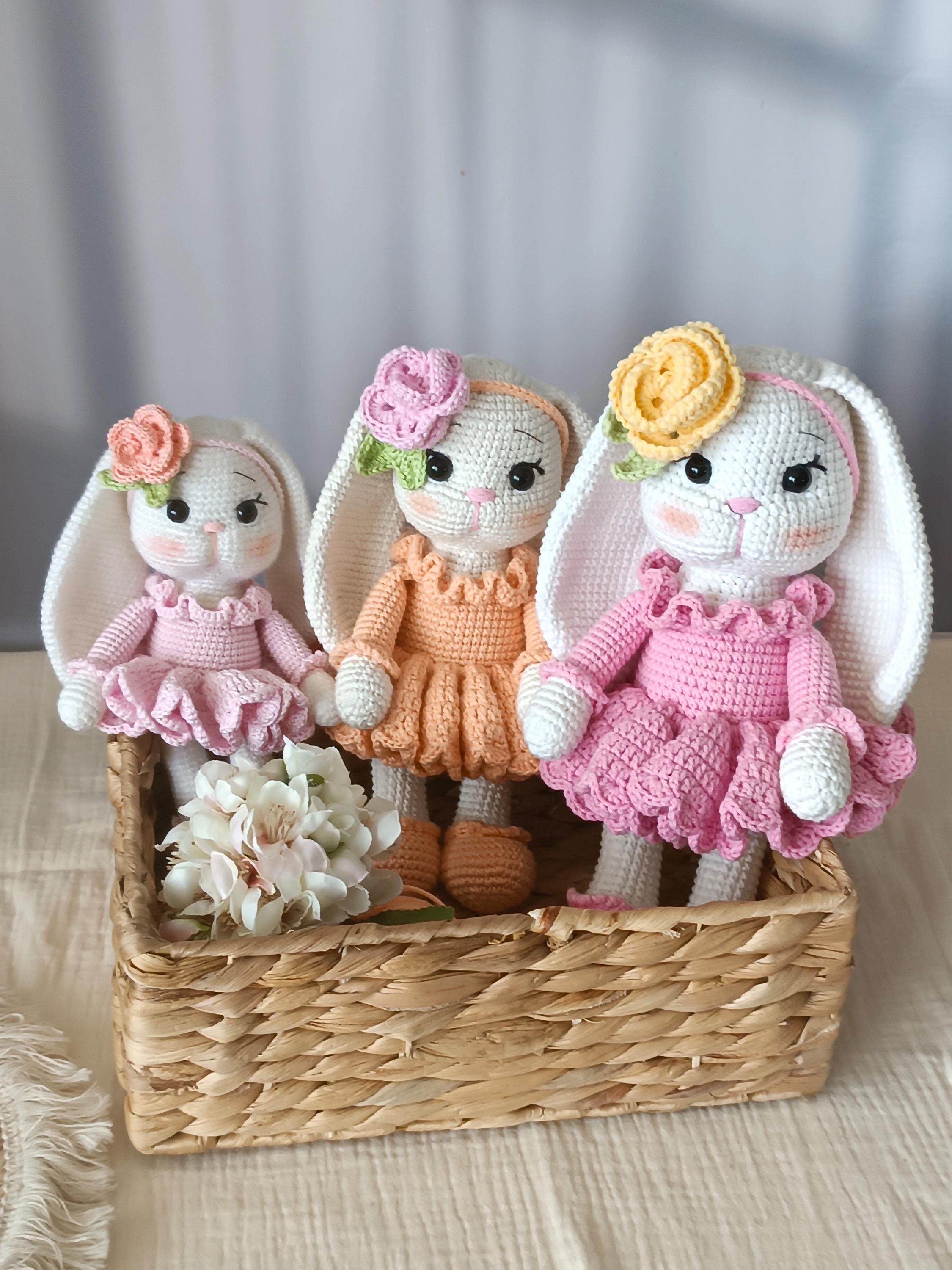 DIY Crochet Pattern Bunny Amigurumi Lola the Bunny Pattern PDF File Tutorial Digital Amigurumi ...