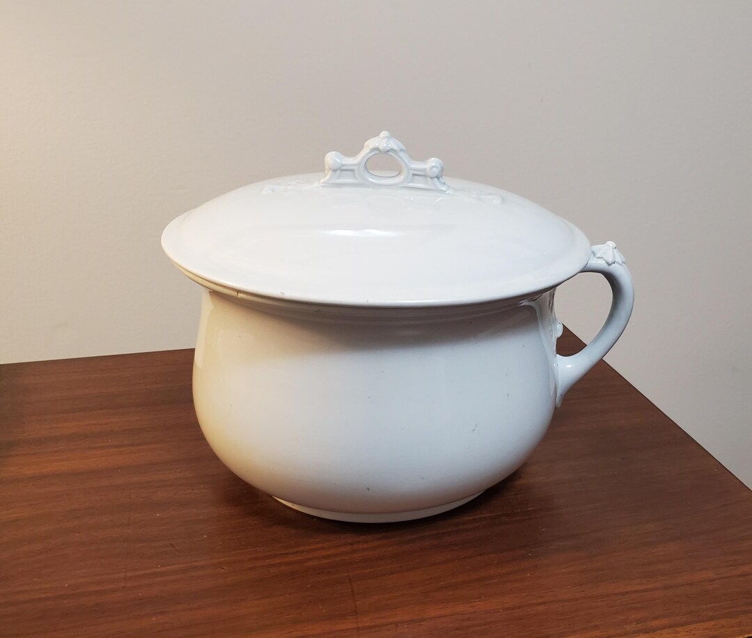 Antique Dove Grey Chamber Pot With Lid: J.W. Pankhurst Hanley England ...
