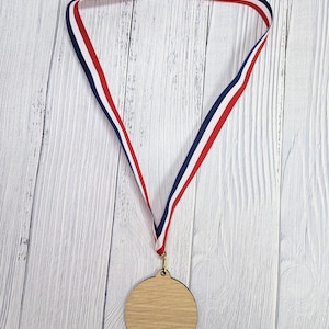 Large Wooden Medals for Customer Service Excellence: Personalised ...