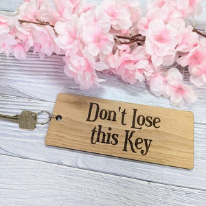 Extra-large 200x80mm Wooden Keyring With 'don't Lose This Key' Message ...